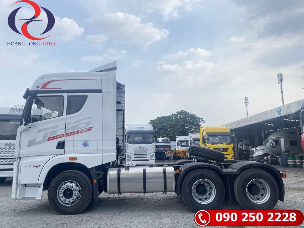 Giá Xe Đầu Kéo Faw 2 Cầu 445HP - Ô Tô Hoàng Long