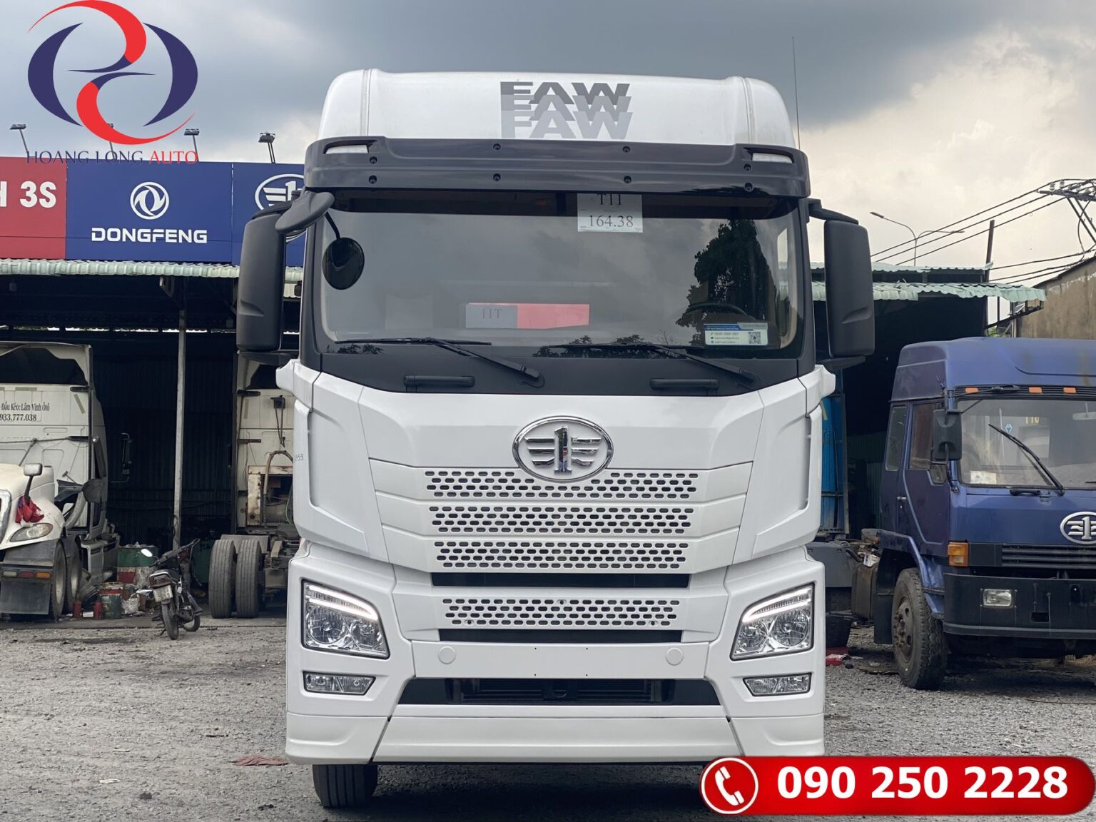 Giá Xe Đầu Kéo Faw 2 Cầu 445HP - Ô Tô Hoàng Long