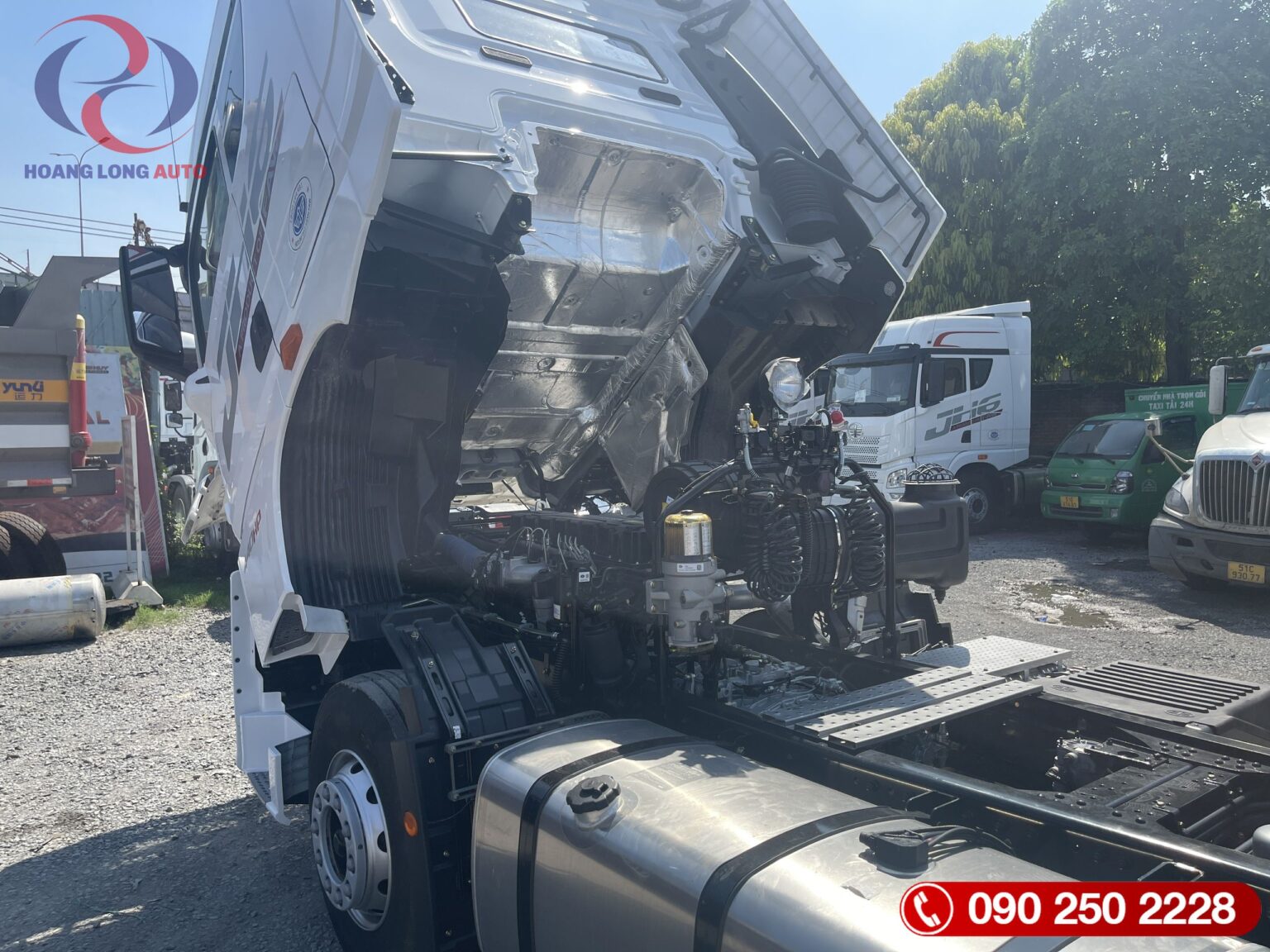 Giá Xe Đầu Kéo Faw 2 Cầu 445HP